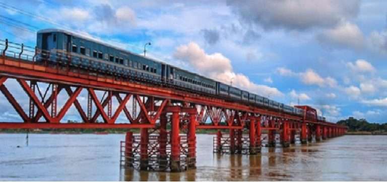 Kalurghat Bridge undergoing renovation, ferries arranged for commuters ...